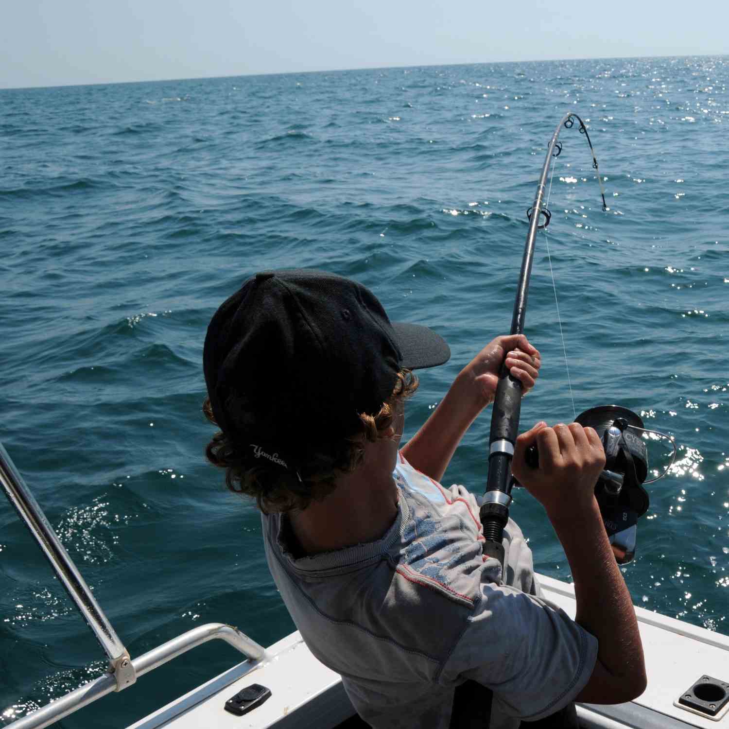 Deep Sea Fishing Hawaii: The Best Tips, Info, & Prices | Hawaii Aloha ...